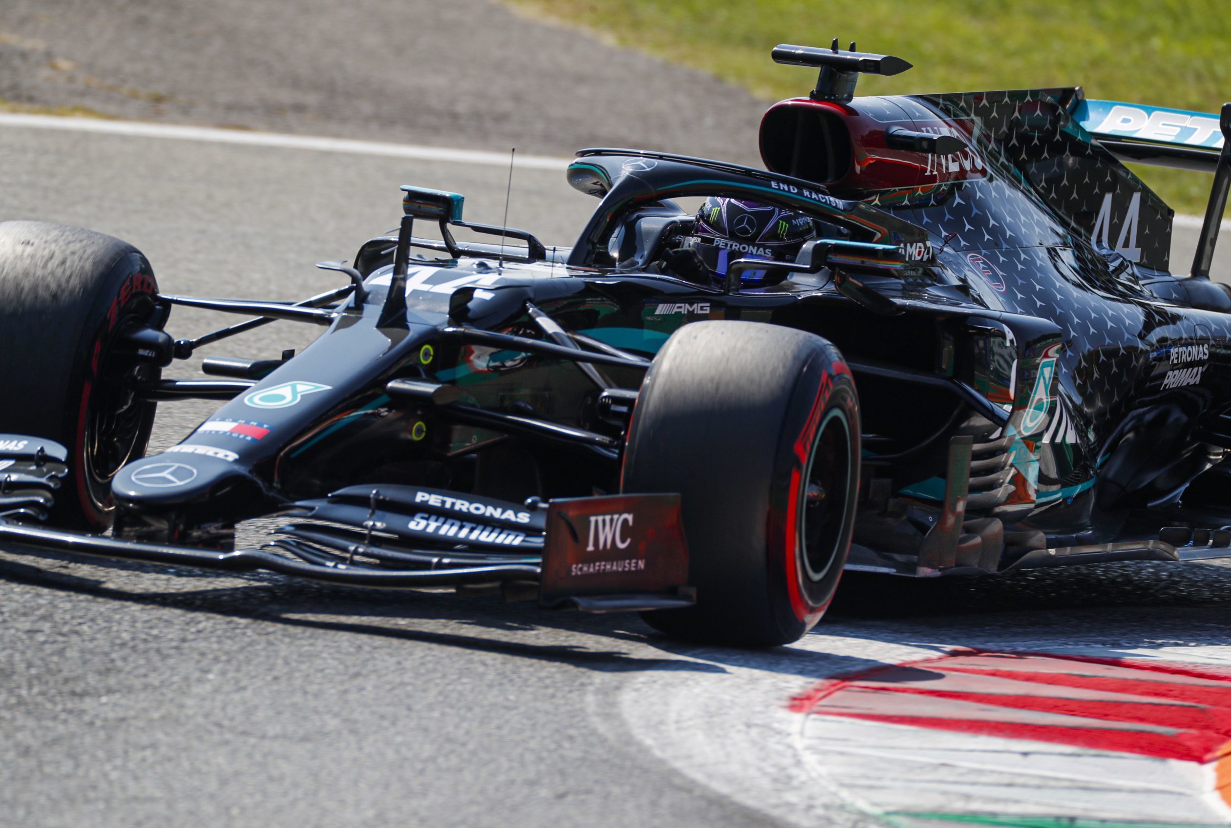 Nemcsakfoci: Hamilton pályacsúccsal lett az első Monzában - Csakfoci.hu Nemcsakfoci: Hamilton pályacsúccsal lett az első Monzában - Csakfoci.hu