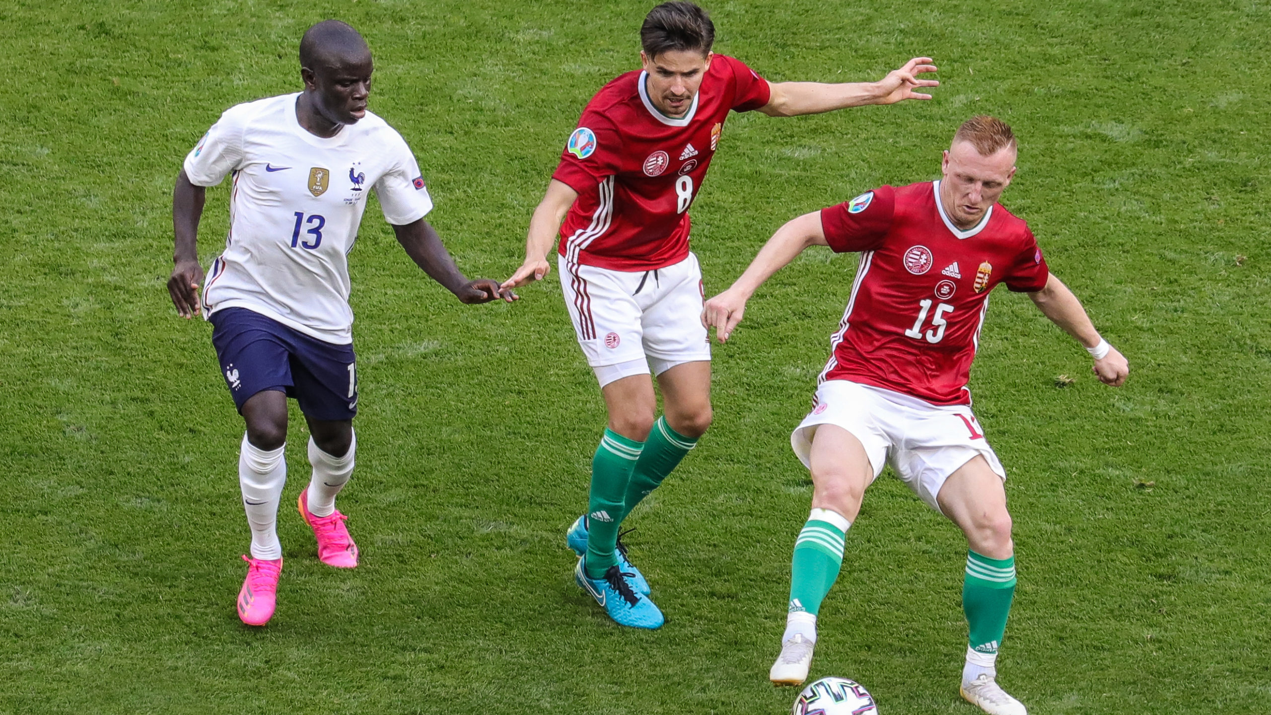 Foci Eb: A szurkolók bebetonozták a magyar válogatottat – így kezdenénk ...