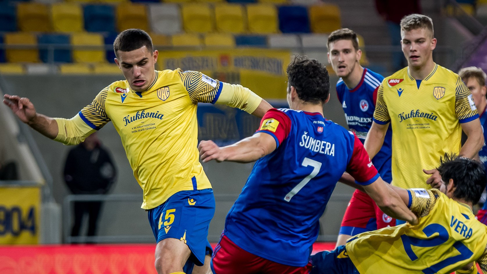 Itt a bejelentés: Nézők nélkül folytatódik a szlovák bajnokság ...