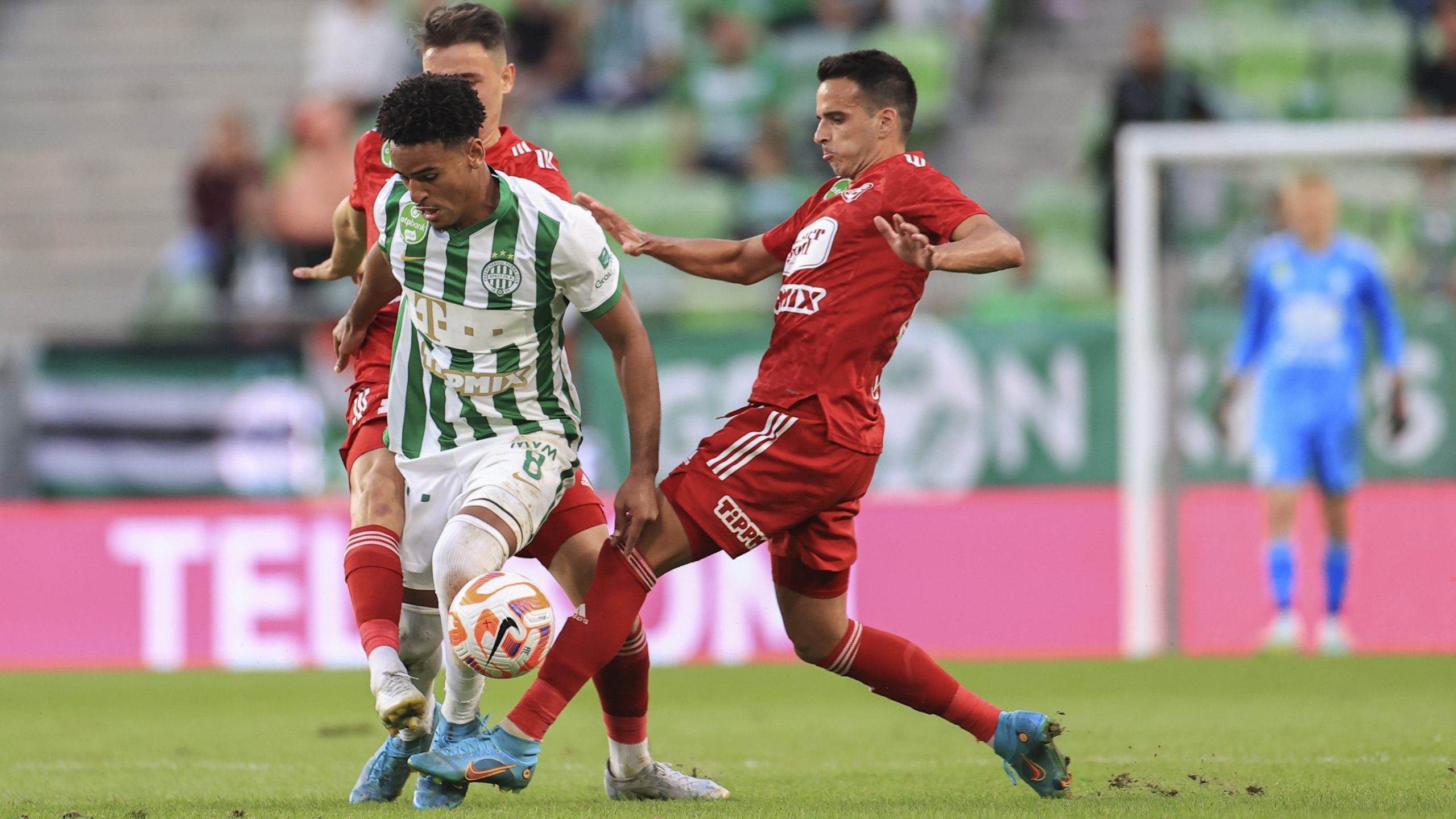 NB I: "Meglepő, hogy így szerepel a Honvéd"; energikus fiatalokkal ...