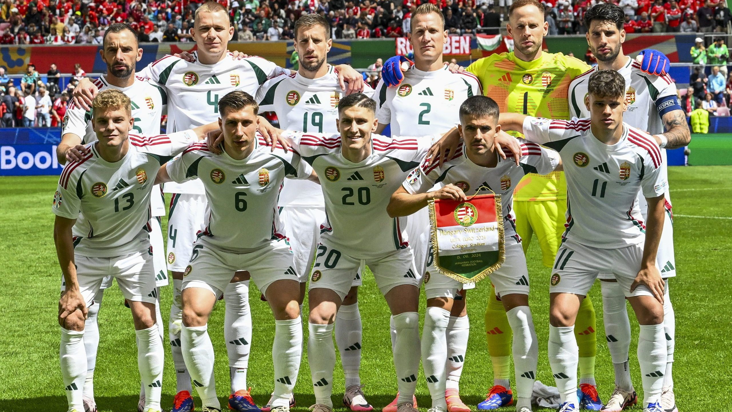 Többé már nem titok, mennyit kereshetnek a magyar válogatott játékosai ...