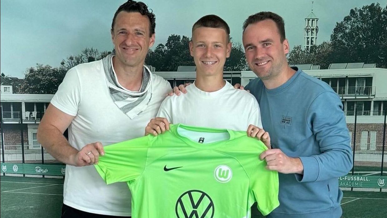 Bundesliga-klub szerződtette a 16 éves magyar tehetséget - hivatalos ...