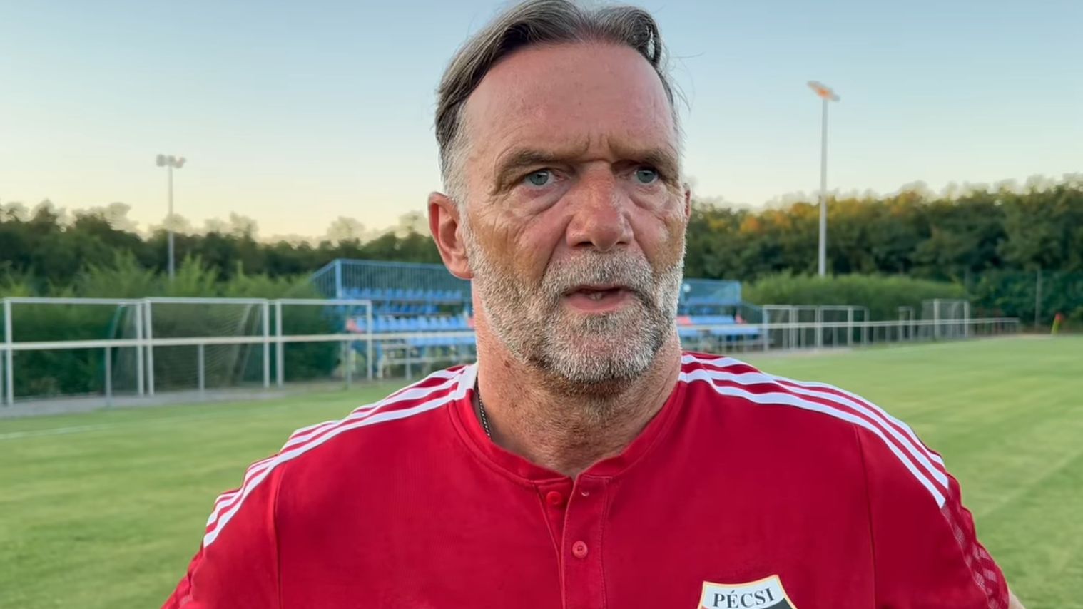 Aczél az első vereség és a tíz kapufa után egy utolsó figyelmeztetést ...