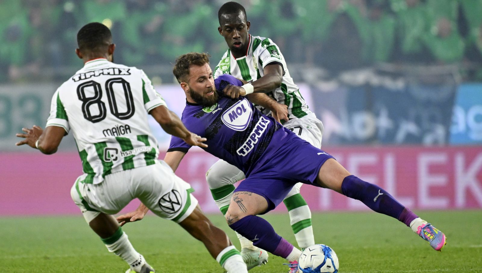 Az MLSZ 3 szóval akasztotta ki az Újpest-szurkolókat a Fradi-meccs után ...